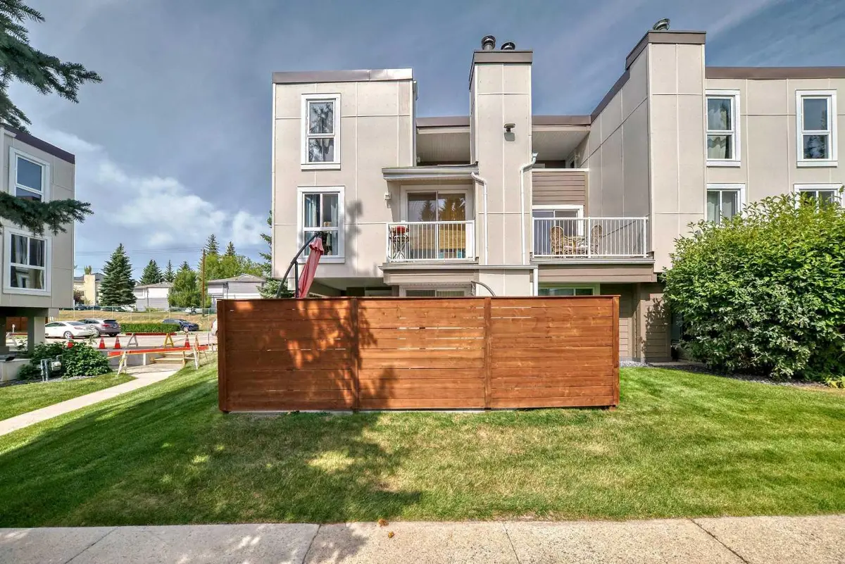211 - 13104 Elbow Drive SW, Calgary, Alberta Sold History | HouseSigma